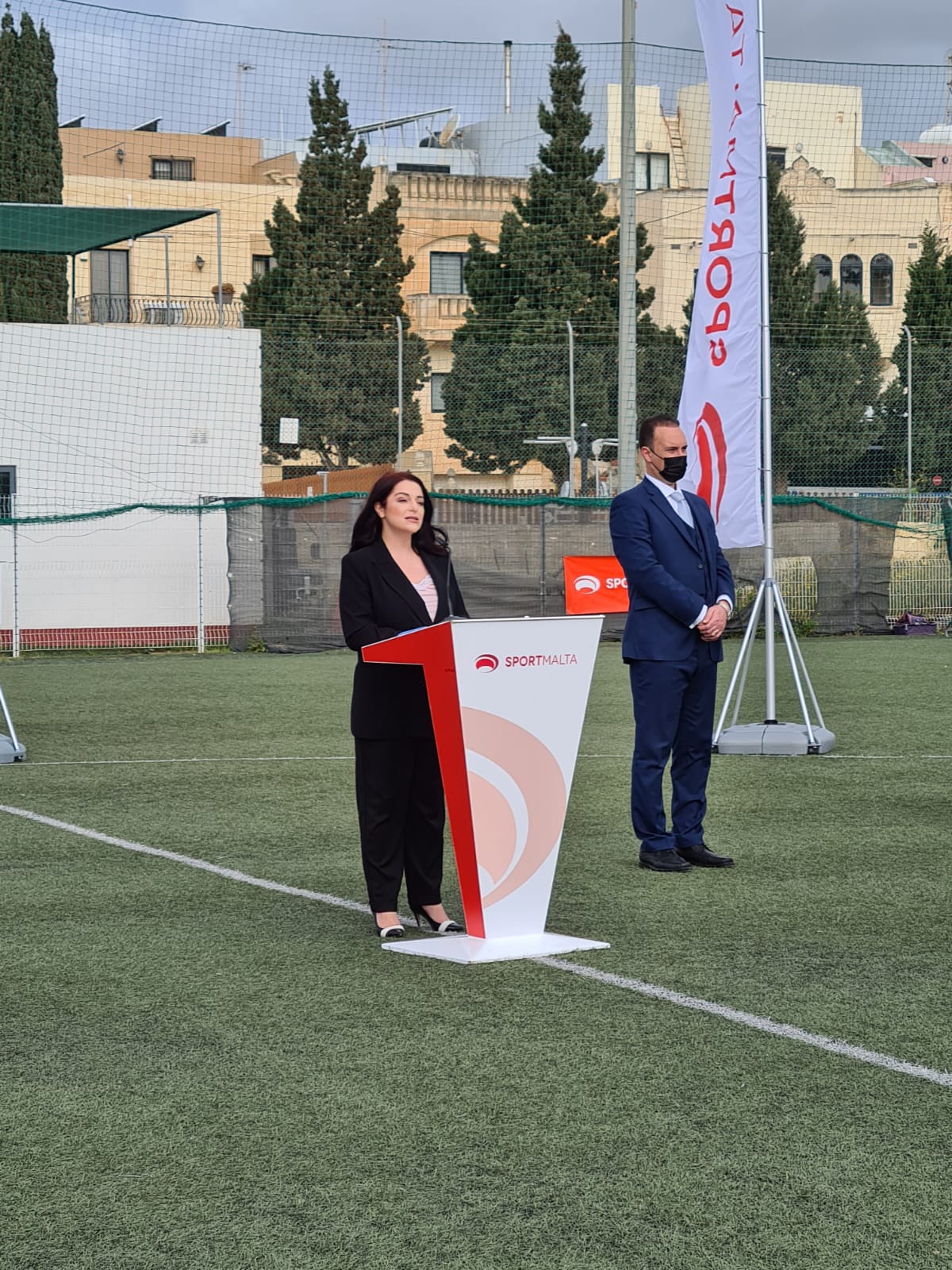 The Government hands over the building of the football club to Kirkop ...